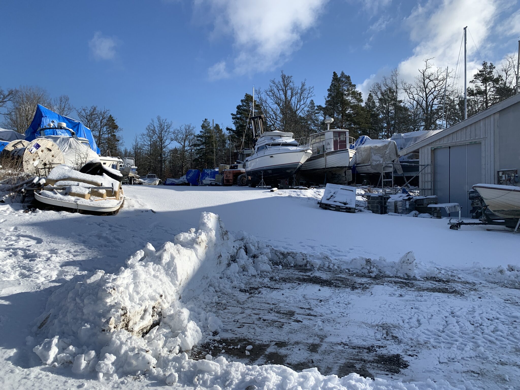 Mars mars måne – Lindhaga Varv AB